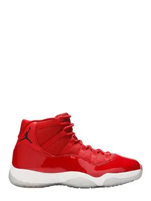JORDAN 11 Retro Sneakers - Red