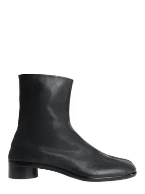 MAISON MARGIELA Leather Tabi Ankle Boots - Black