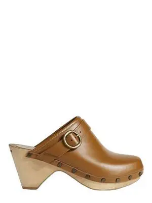 Isabel Marant Leather Clogs With Studs - Beige