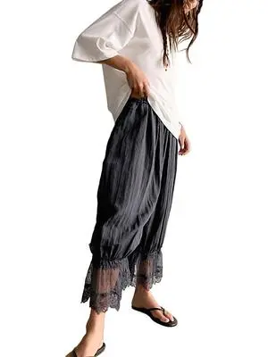 Free People Lace Trimmed Bloomer Pants - Ebony