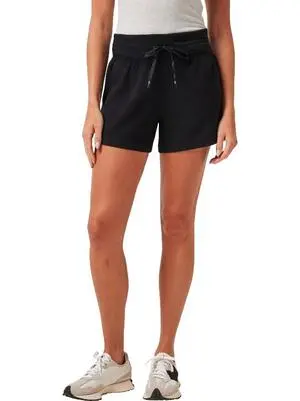 Travis Mathew Skyloft Drawstring Shorts - Black