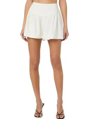 Astr The Label Drop Waist Shorts - White