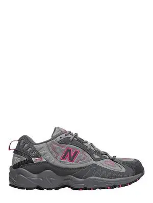 NEW BALANCE 703 Sneakers - Grey