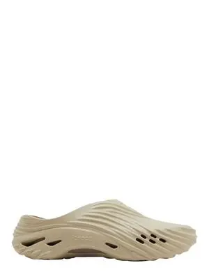 CROCS Echo Wave Clogs - Cream