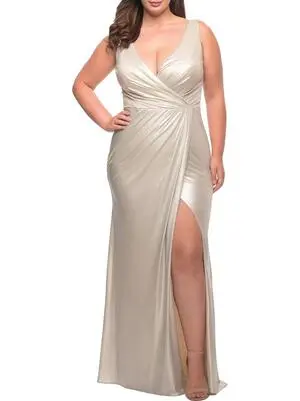 La Femme Metallic Jersey Gown With Slit - Silver