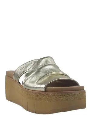 NATIONAL COMFORT Reneta Leather Platform Sandal - Gold