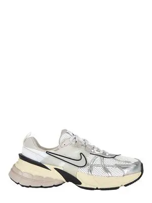Nike V2k Run Sneaker - Summit White & Metallic Silver
