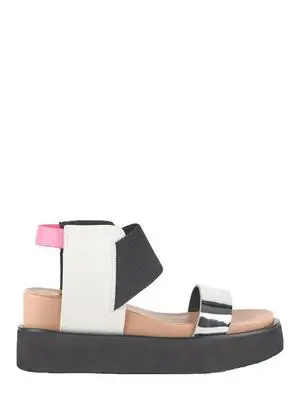 United Nude Rico Flatform Sandal Connect