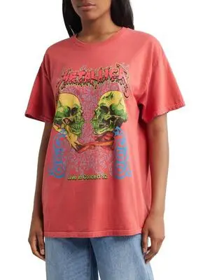 MERCH TRAFFIC Metallica Skulls Graphic T-shirt - Sunset Coral