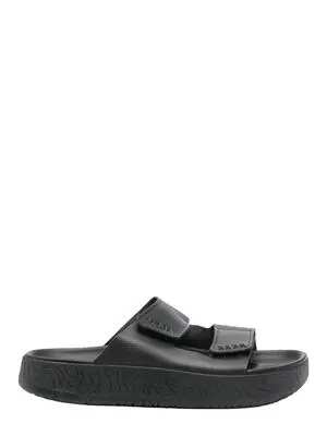 VEJA Embossed Logo Slides - Black