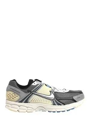 Nike Air Zoom Vomero 'don't Lose Your Way' Sneakers - Grey