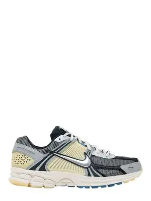 Nike Air Zoom Vomero 'don't Lose Your Way' Sneakers - Grey