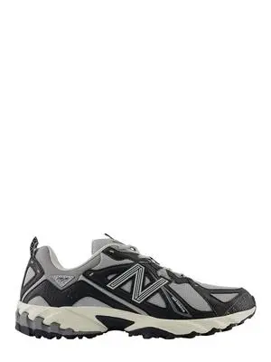 NEW BALANCE 610 Sneakers - Black