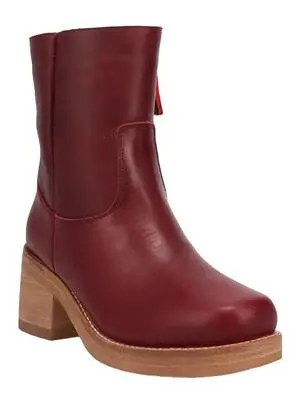 DINGO Roxy Ankle Bootie Merlot