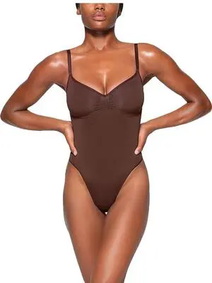 SKIMS Seamless Sculpt Thong Bodysuit - Cocoa