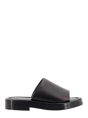 FERRAGAMO Leather Sandals With Embossed Logo - Black