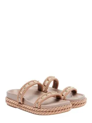 Valentino Garavani Rockstud Leather Slides - Pink