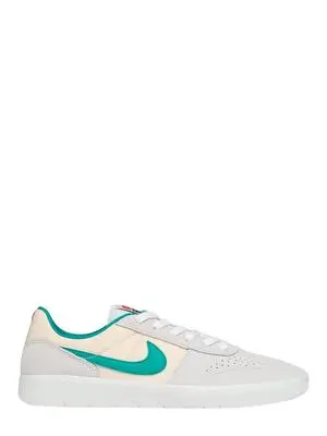 Nike Team Classic Sb Sneakers - Green