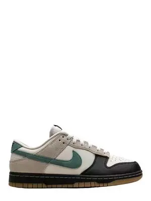Nike Dunk Low Sneakers - Neutrals