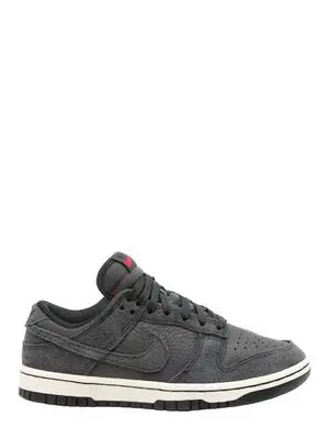 Nike Dunk Low Sneakers - Black