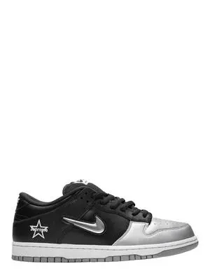 Nike X Supreme Sb Dunk Low Jewel Swoosh Sneakers - Silver