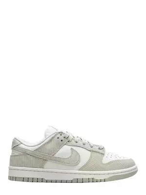 Nike Dunk Low Corduroy Sneakers - Grey