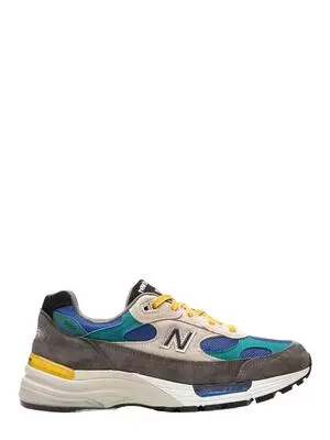 NEW BALANCE 992 Low-top Sneakers - Grey