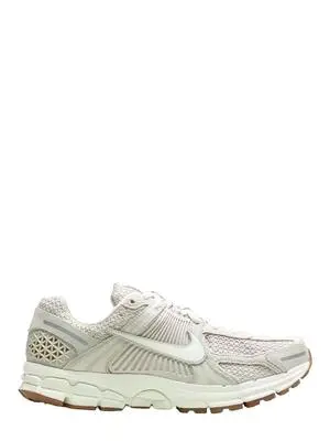 Nike Zoom Vomero Sneakers - Neutrals