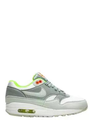 Nike Air Max 1 Sneakers Grey