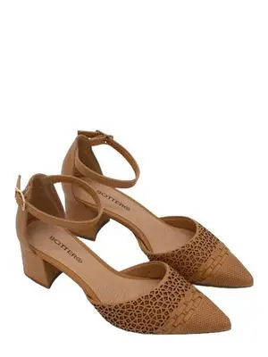 BUTTERO® Ankle Strap Pointed Toe Pumps - Natural