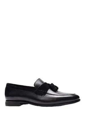 CARLOS BY CARLOS SANTANA Laurent Tassel Loafer - Black Leather