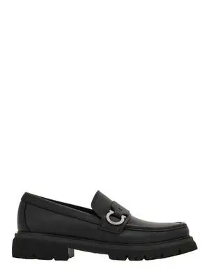FERRAGAMO Loafer With Gancini Ornament - Black