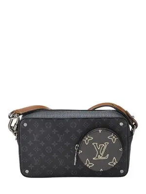 LOUIS VUITTON Monogram Eclipse Volga Messenger Bag - Black