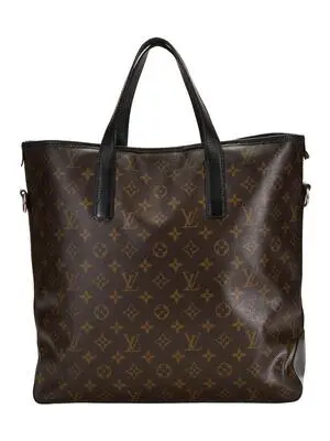 LOUIS VUITTON Monogram Canvas Davis - Brown