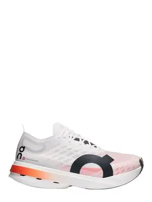 On Cloudboom Strike Sneakers - White/black