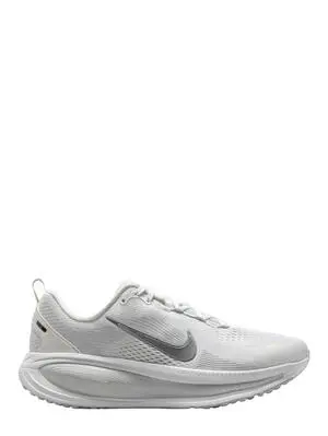 Nike Vomero 18 Summit Sneakers - White/photon Dust/summit White