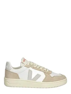 VEJA V-82 Leatherin Sneakers