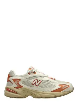 NEW BALANCE 725 Sneakers - Beige/tan
