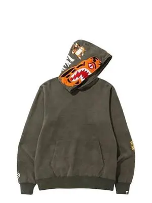 A BATHING APE Vintage Wash Tiger Wide Pullover Hoodie - Olive