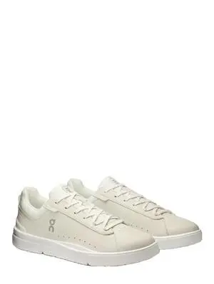 On The Roger Advantage Sneakers Ivory/ivory