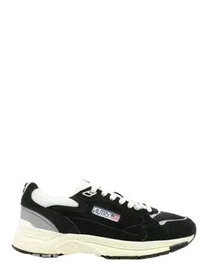 AUTRY Hyperway Sneakers - Black