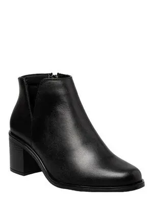 MANELA Alexa Chelsea Bootie - Black