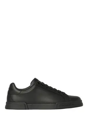 Dolce & Gabbana Low Top Smooth Calfskin Sneakers With Applied Logo - Black