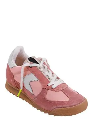 SHU SHOP Suri Sneakers - Blush Suede