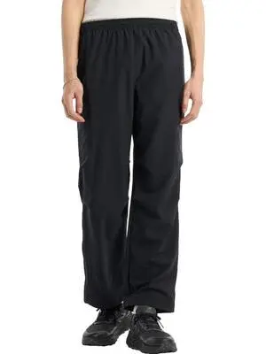 NEW BALANCE Water Resistant Stretch Ripstop Cargo Pants - Black