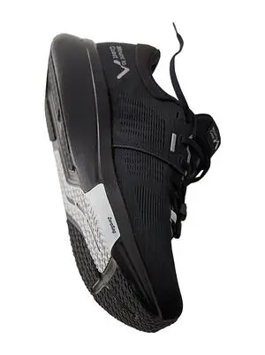 MOUNT TO COAST R1 Sneakers - Black