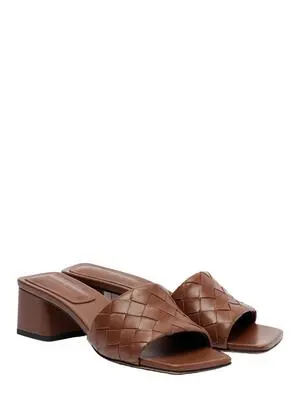 Bottega Veneta Parco 45 Intrecciato Leather Mules - Brown