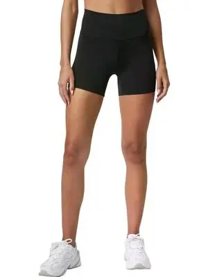 Vuori Stretch Shorts - Black