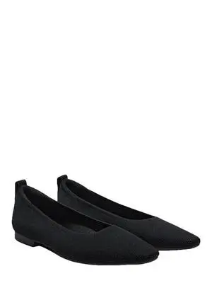Vivaia Square-toe Flats - Black