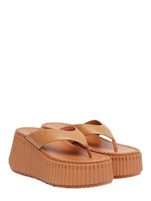 Chloé Nama 80 Leather Platform Thong Sandals - Brown